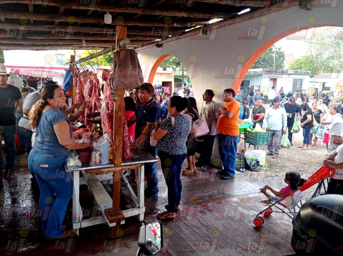 Cenar chocolomo: una costumbre durante la feria de Tizimín